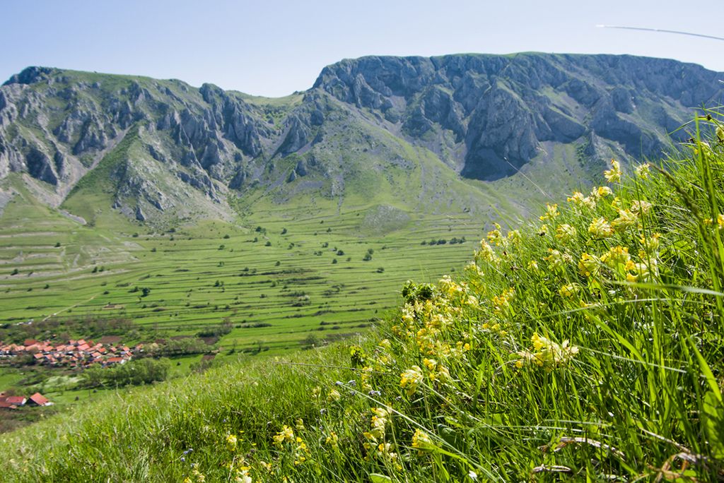 Piatra Secuiului ("Rock of the Szeklers") - Wonders of Transylvania