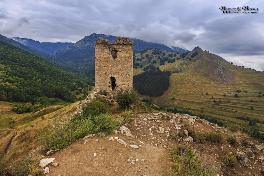 Piatra Secuiului ("Rock of the Szeklers") - Wonders of Transylvania