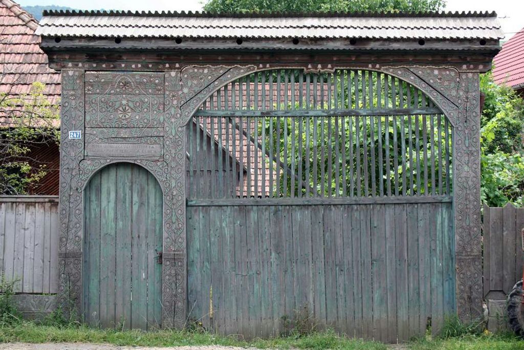 The Szekler Gates of Máréfalva - Wonders of Transylvania