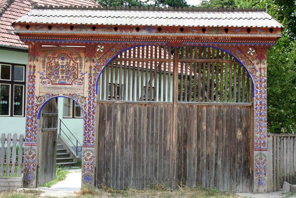 The Szekler Gates of Máréfalva - Wonders of Transylvania